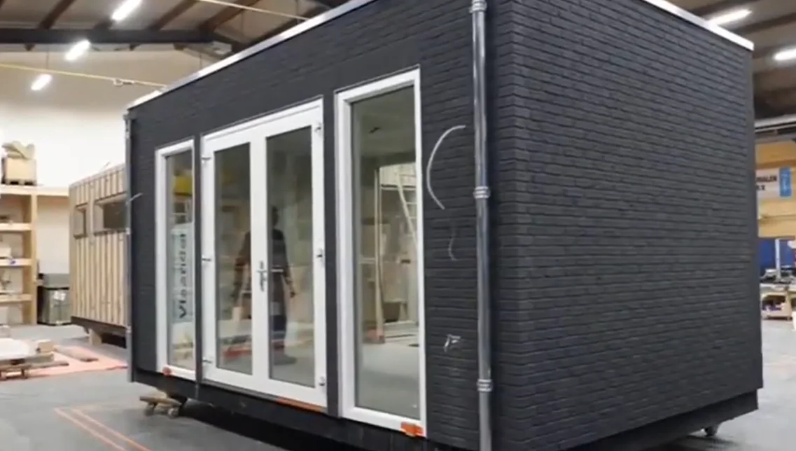 Prefab Serre: Zo maak jij de beste keuze voor jouw uitbouw - Prefabkeuze.nl